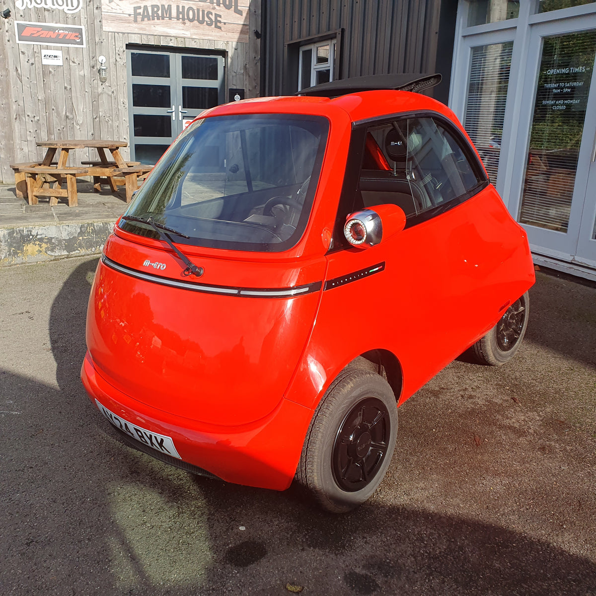 Microlino - Milano Red - Krazy Horse