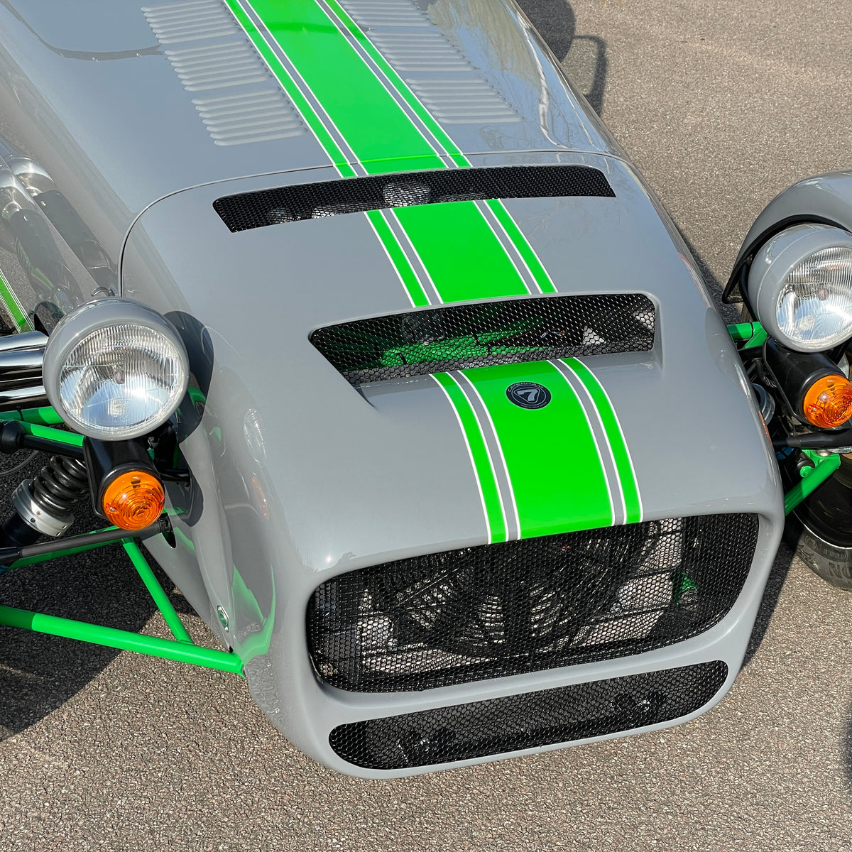 SOLD - CATERHAM SEVEN 420R LARGE CHASSIS - NARDO GREY WITH BLACK ...